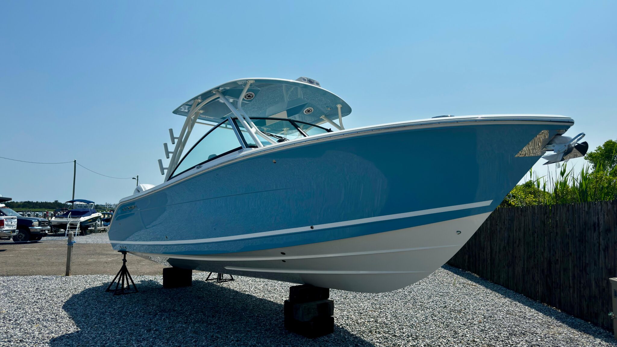 Center Console vs. Dual Console: Which Boat is Best for You? - Modern ...